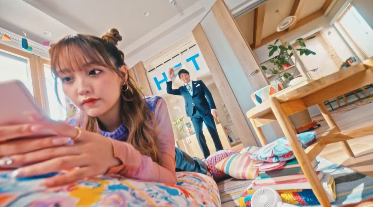 【2023年】東京都 HTTのCM女優は誰？林修先生と共演の女の子｜CMラボ